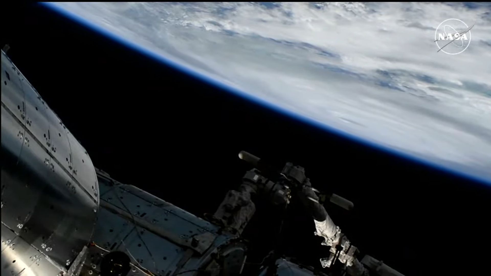 Watch Hurricane Helene approach Florida in this NASA video from the ISS ...