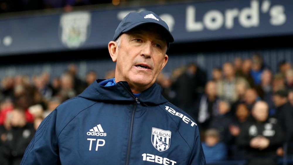 Pulis leaves uncertain future to West Brom board | FourFourTwo