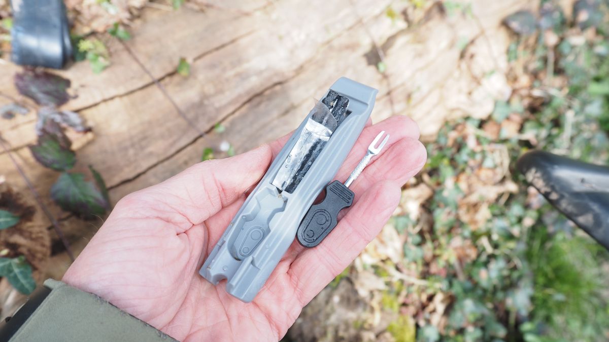 Crankbrothers SOS Tools TS18 Tube Stash Tool Kit review | Bike Perfect