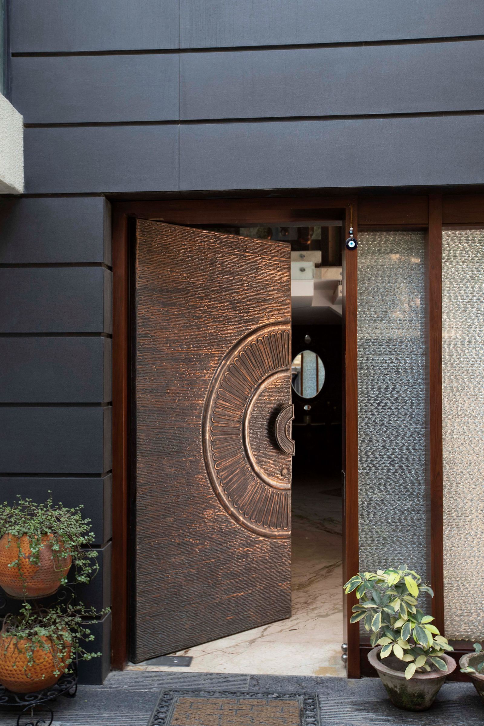 11 Front Door Trends That Set the Tone for a Classy Home | Livingetc