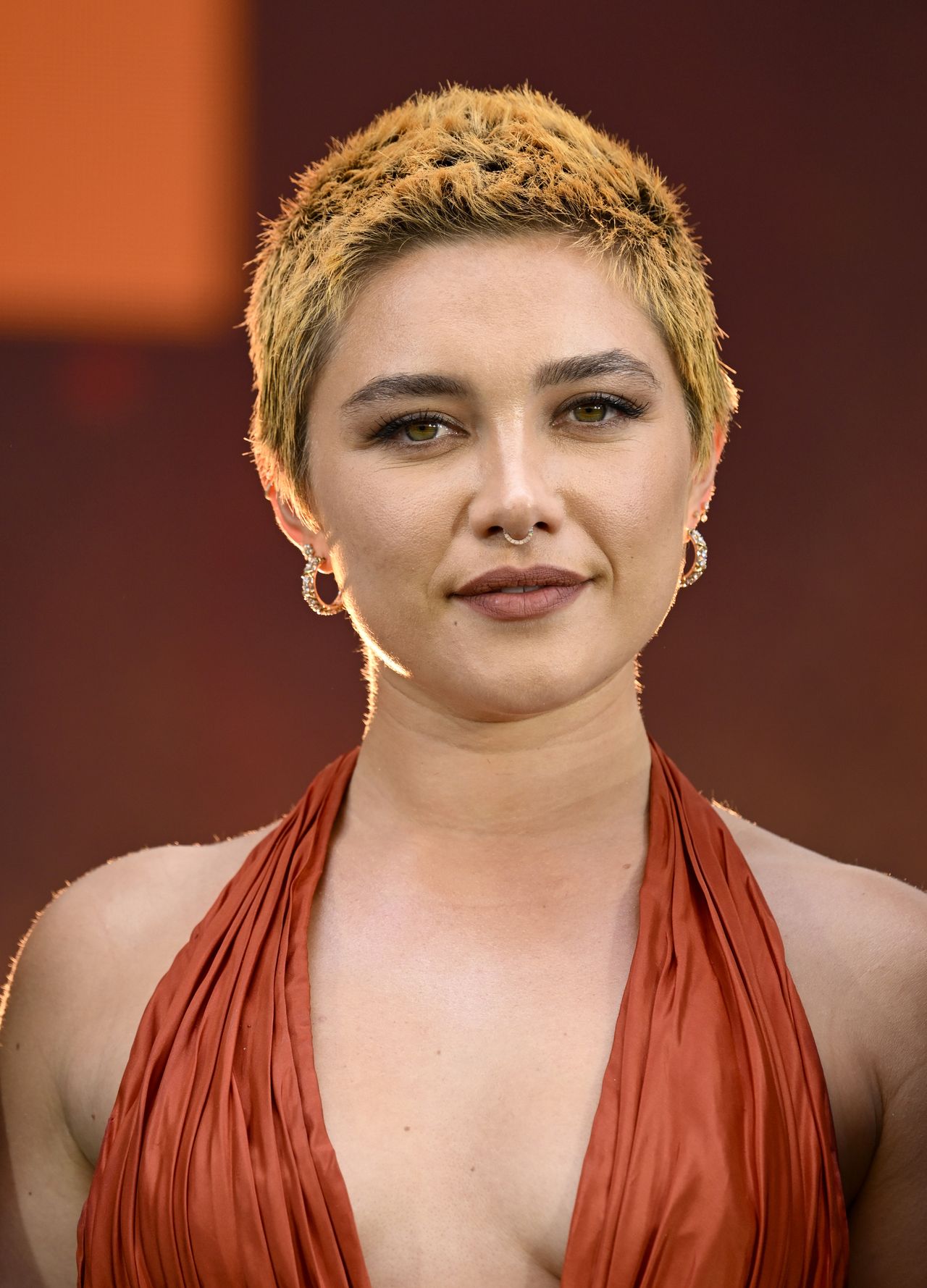 Florence Pugh Says She Shaved Her Head to Take \201cVanity Out of the ...