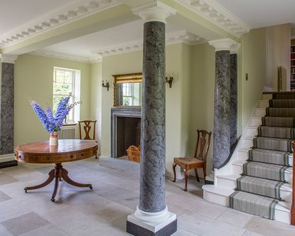 Cecil Beaton's Reddish House is for sale –Cecil Beaton Manor House ...