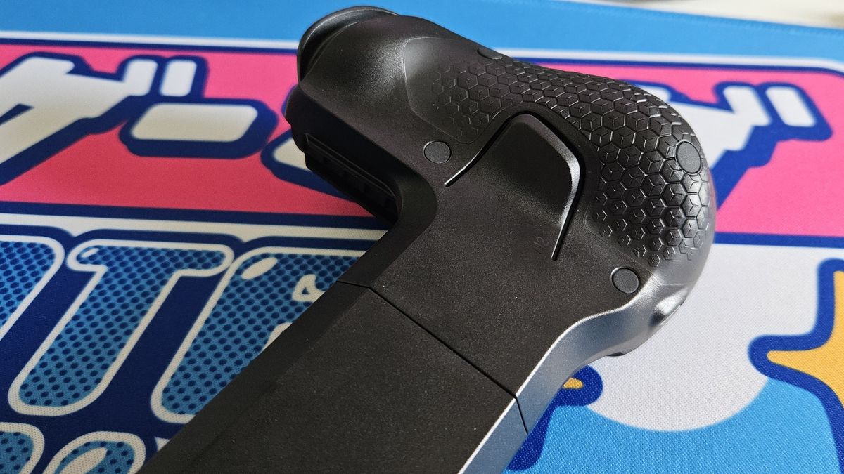 Scuf Nomad review: a solid mobile controller that struggles to stand ...