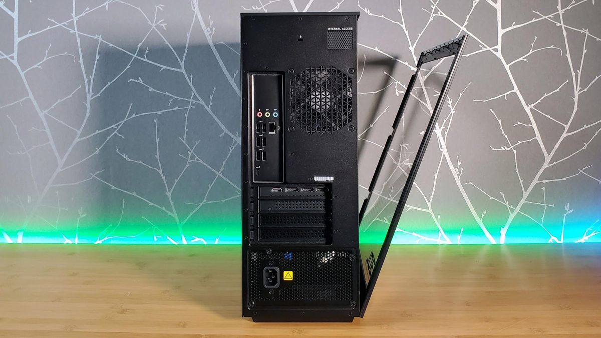 HP Omen 30L Review: Big-Box Boutique | Tom's Hardware
