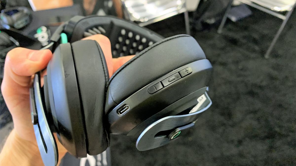The Halo Sport 2 electrically shocks your brain into helping you learn ...