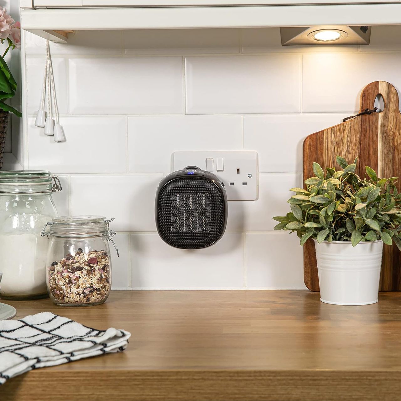 Ceramic heater vs fan heater - there’s a clear winner | Ideal Home