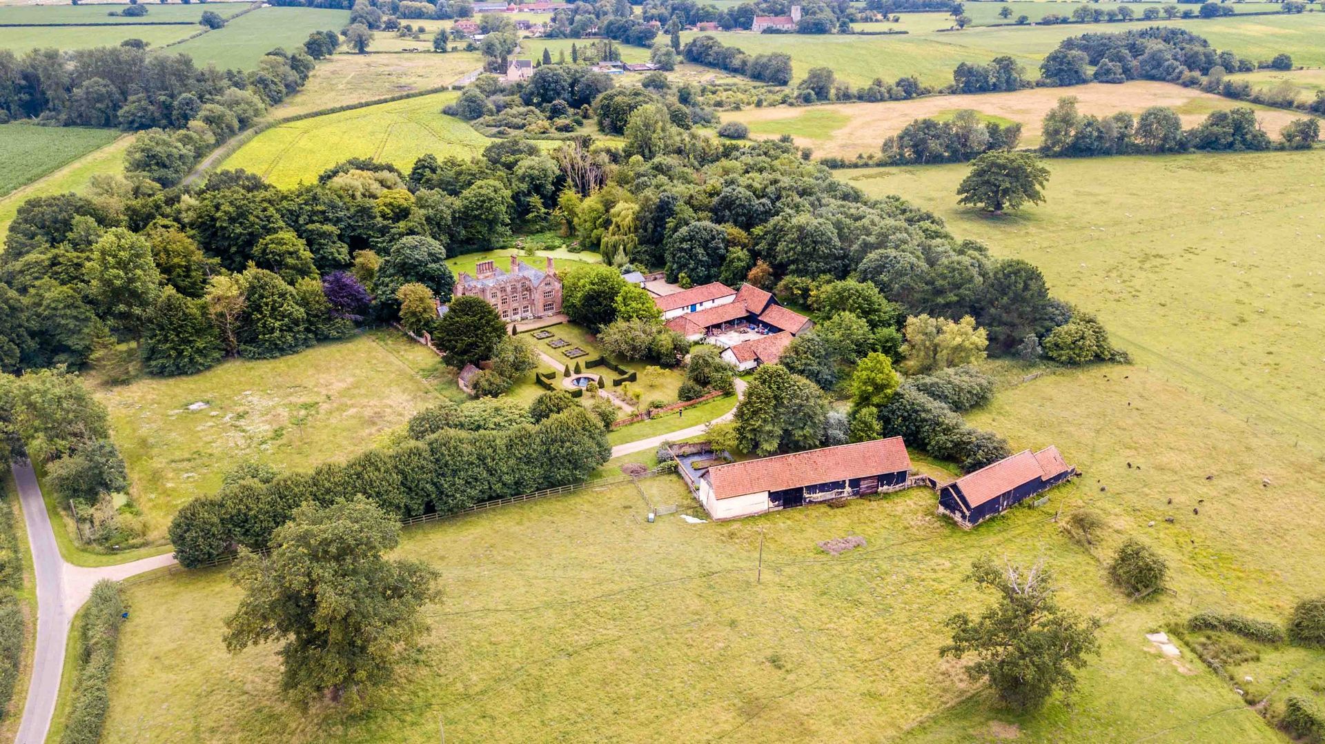 A wonderful country house in Norfolk once owned by the 'real-life' J. R ...
