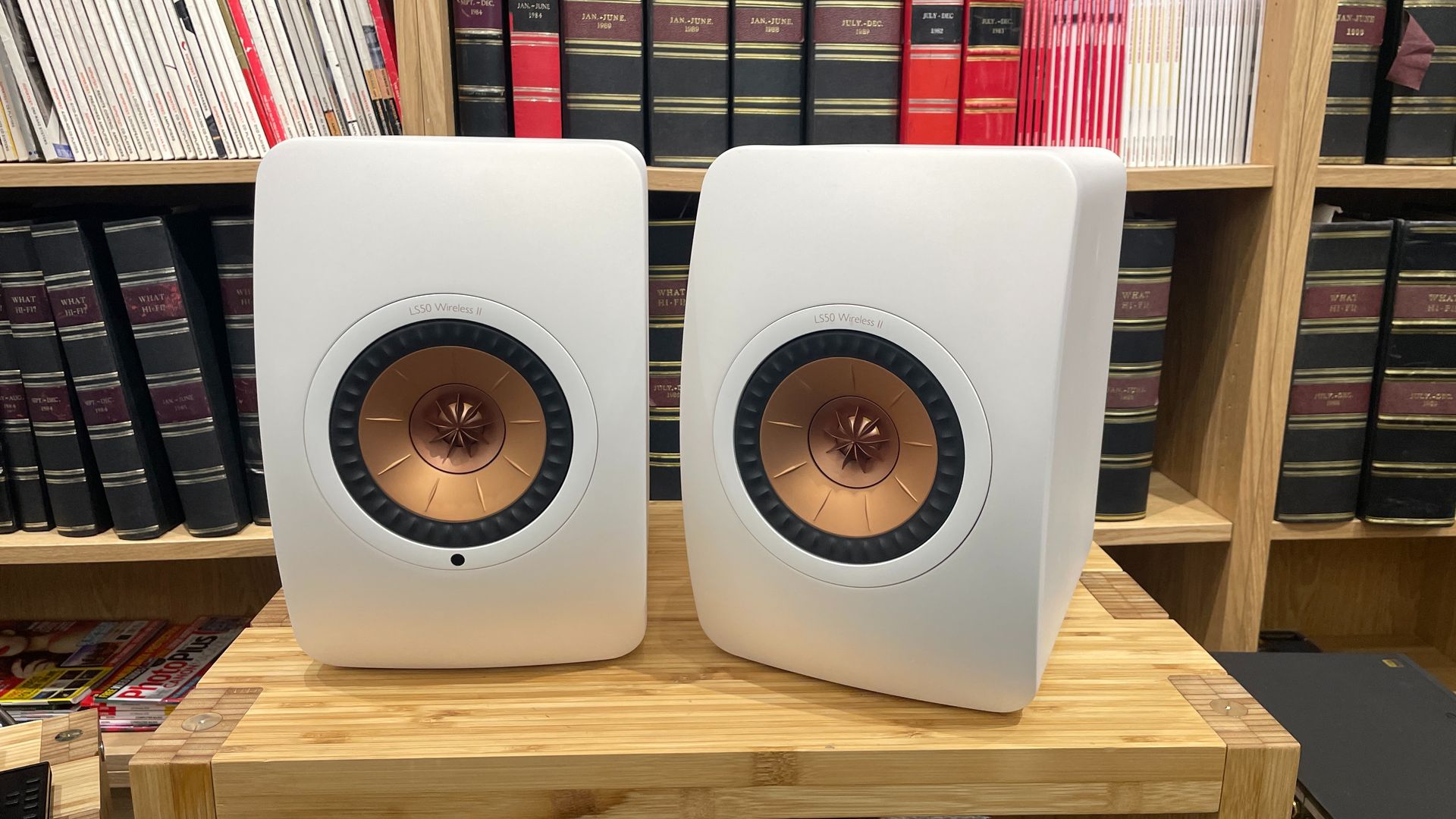 Boxing Day bargain! KEF's Award-winning LS50 Wireless II speakers are ...