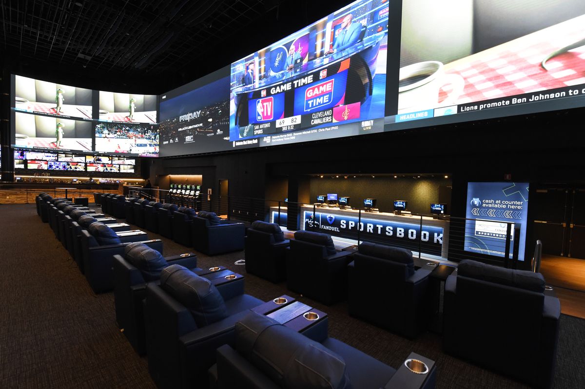 How a Massive Curved dvLED Video Wall Captivates Sports Bettors | AVNetwork
