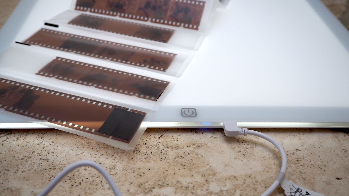 Dorr LED Light Box review | Digital Camera World