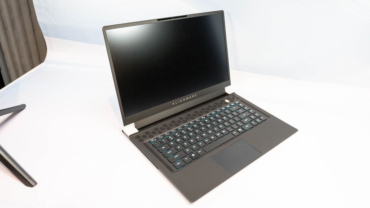 Alienware x17 R2 gets slimmer, gains Intel's 12th Gen CPUs | Laptop Mag