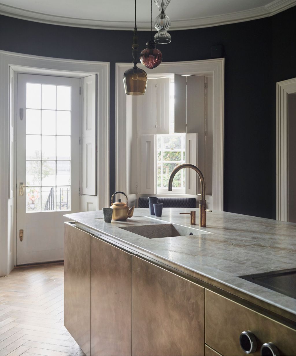 The 'emotional support' kitchen is 2023's big design trend | Homes and Gardens