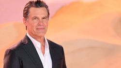 Why color capping is the chic new paint technique to try | Homes and ...