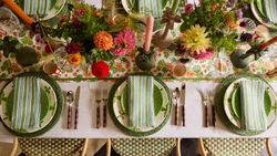 How to dress a dining table – with linens, ceramics, flowers and more ...