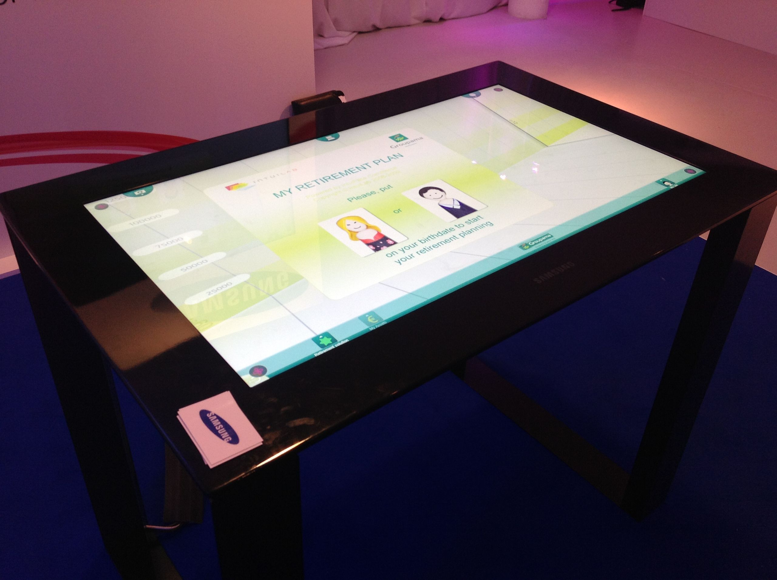 Samsung demos SUR40 display with Microsoft Surface | IT Pro