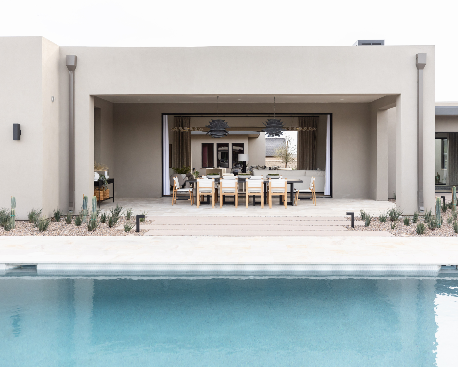 What is Desert Modernism? How To Bring This Cool Style Home | Livingetc