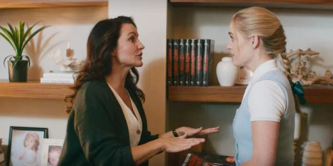 Deadly Illusions Ending Explained: WTF Just Happened? | Cinemablend Deadly Illusions Ending Explained: WTF Just Happened? | Cinemablend