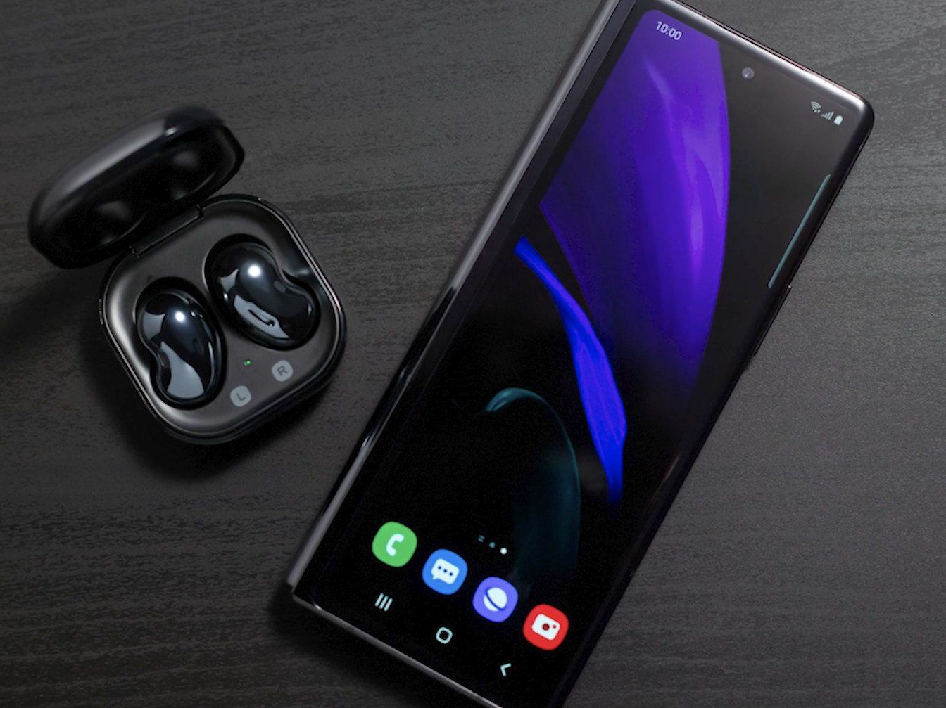 Samsung's next-gen foldables may have S Pen support, two-way folding ...