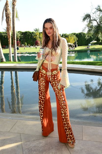 What to Wear to Coachella in 2025 | Who What Wear