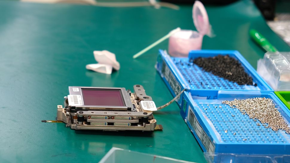 Mirrorless cameras with IBIS are making handheld low-light photography ...