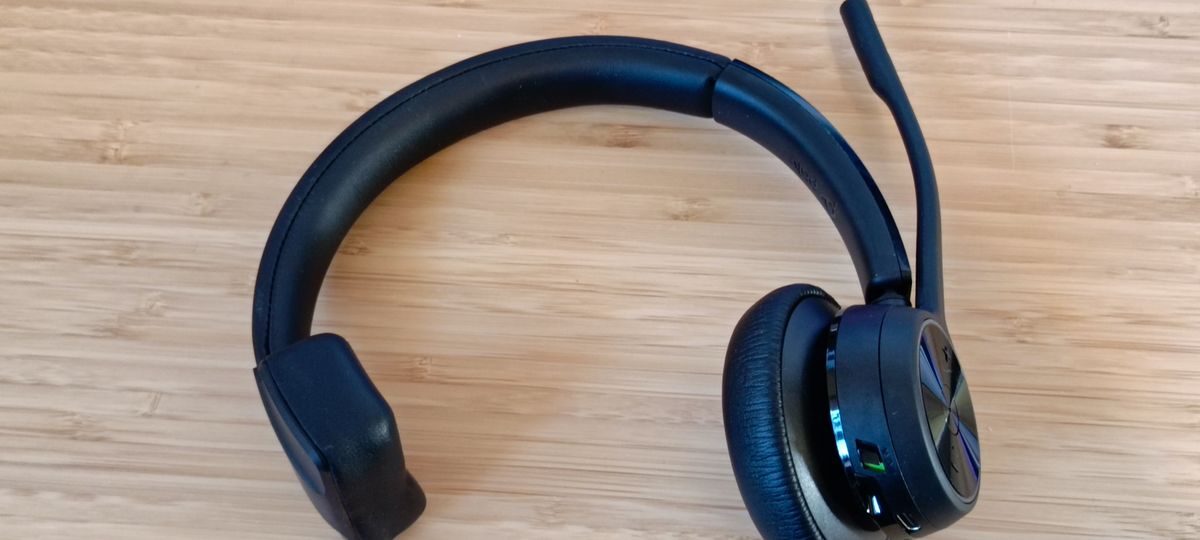 Poly Voyager 4310 UC review: single-ear headset is good for a single ...