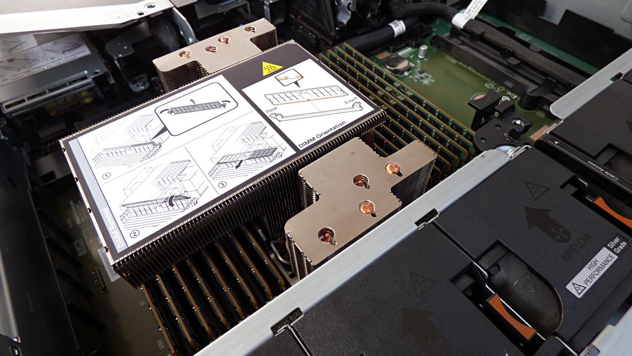 Dell PowerEdge R570 review | IT Pro