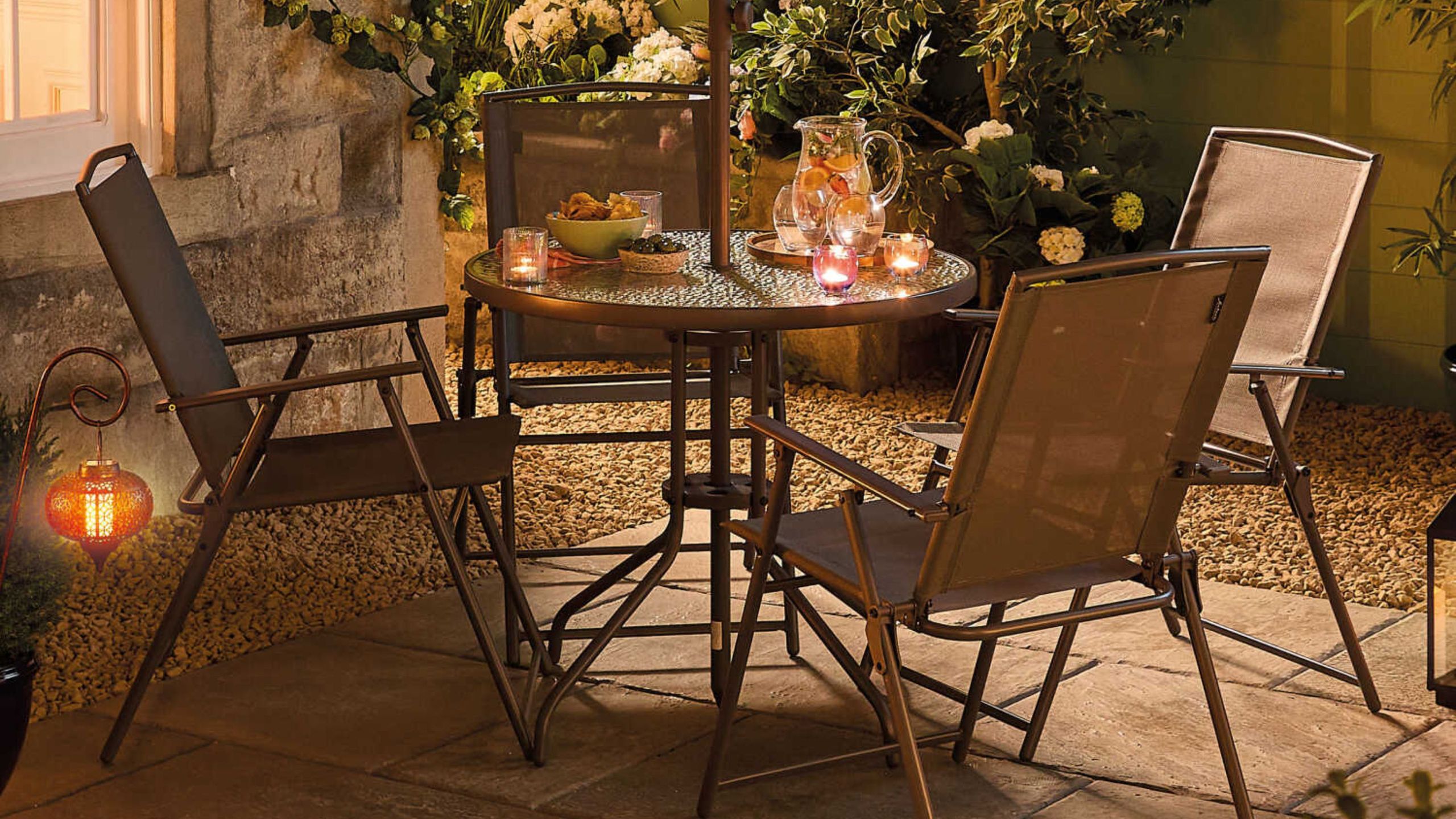Aldi's £100 outdoor dining set is perfect for spring soirees | Ideal Home