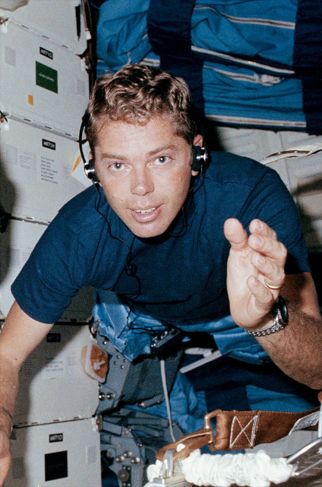 Final space shuttle crewmates among three entering Astronaut Hall of ...