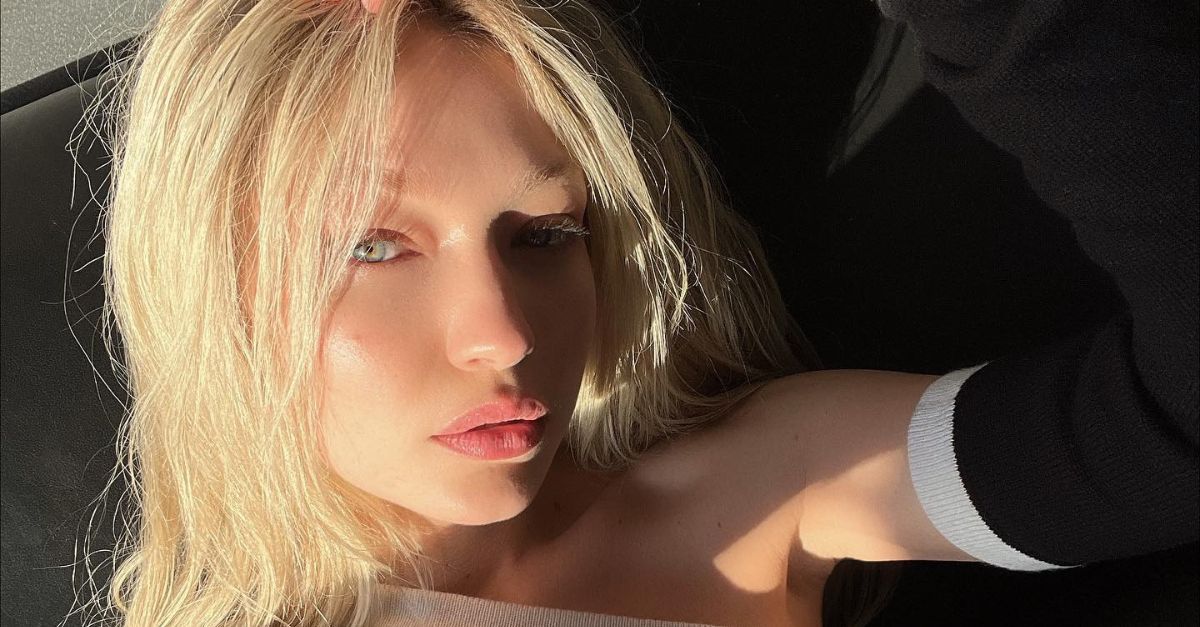 The 7 Best Clear Mascaras for Naturally Lifted Lashes | Who What Wear