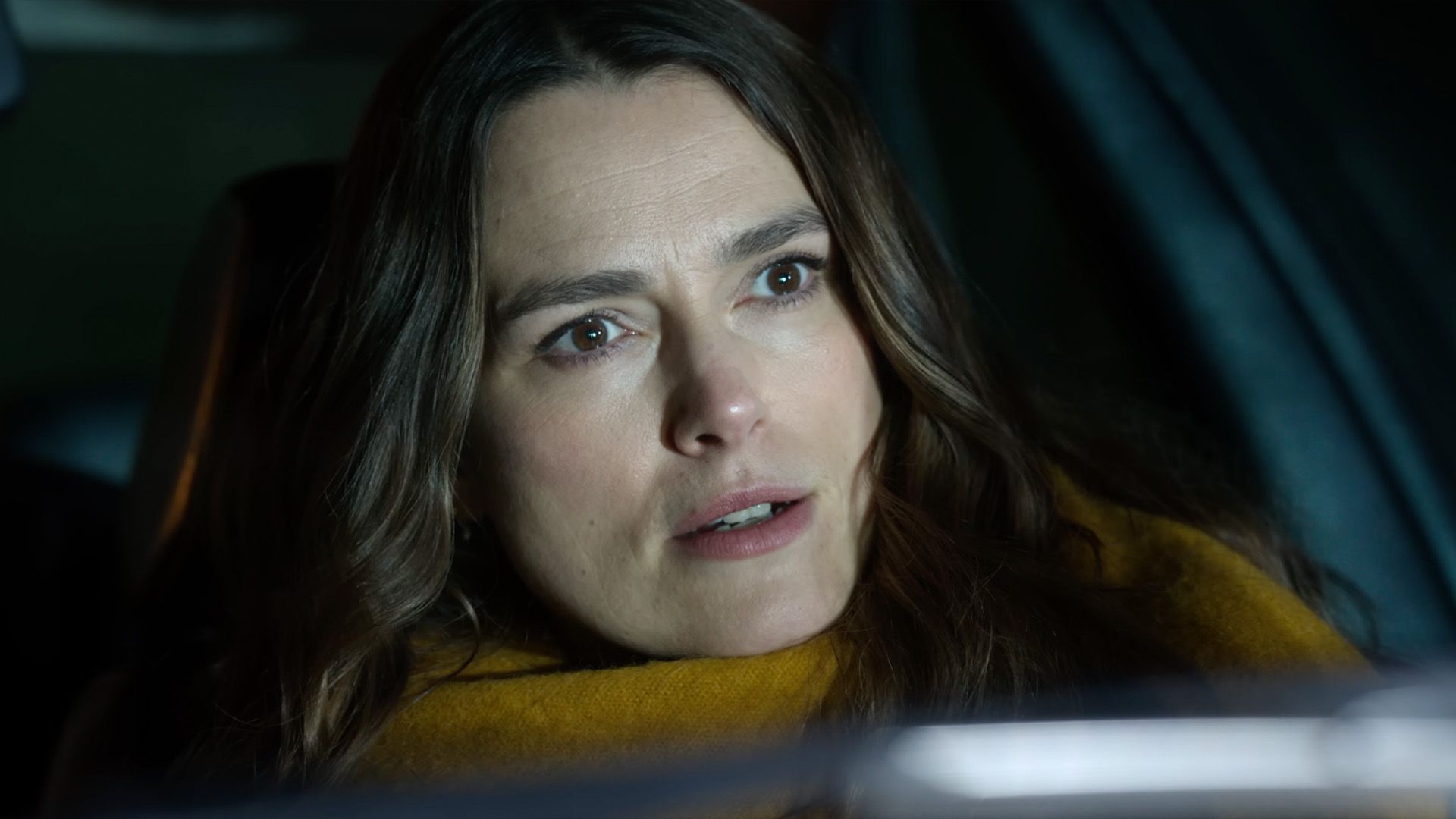 Keira Knightley as you've never seen her before in new Netflix thriller ...