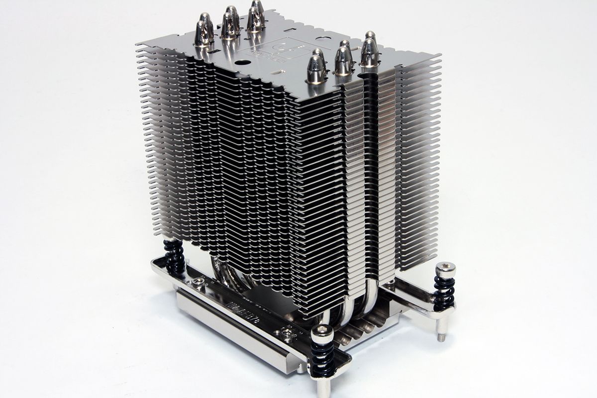 Noctua NH-U9 TR4-SP3 Review: Mid-Sized Cooling Performance For AMD ...