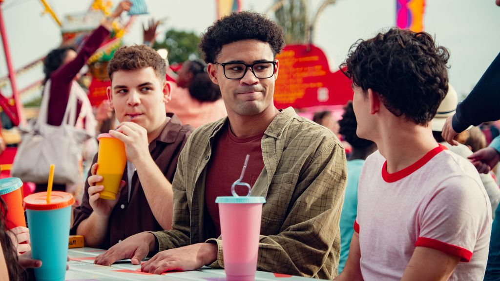 Heartstopper season 3 ending explained: What does the future hold ...