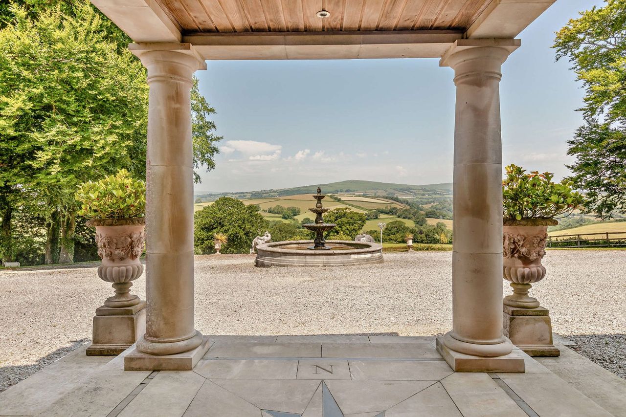 What a 1 million pound house looks like around the UK | Ideal Home
