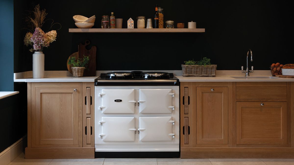 What is a range cooker and is this the best option for you? | Homebuilding