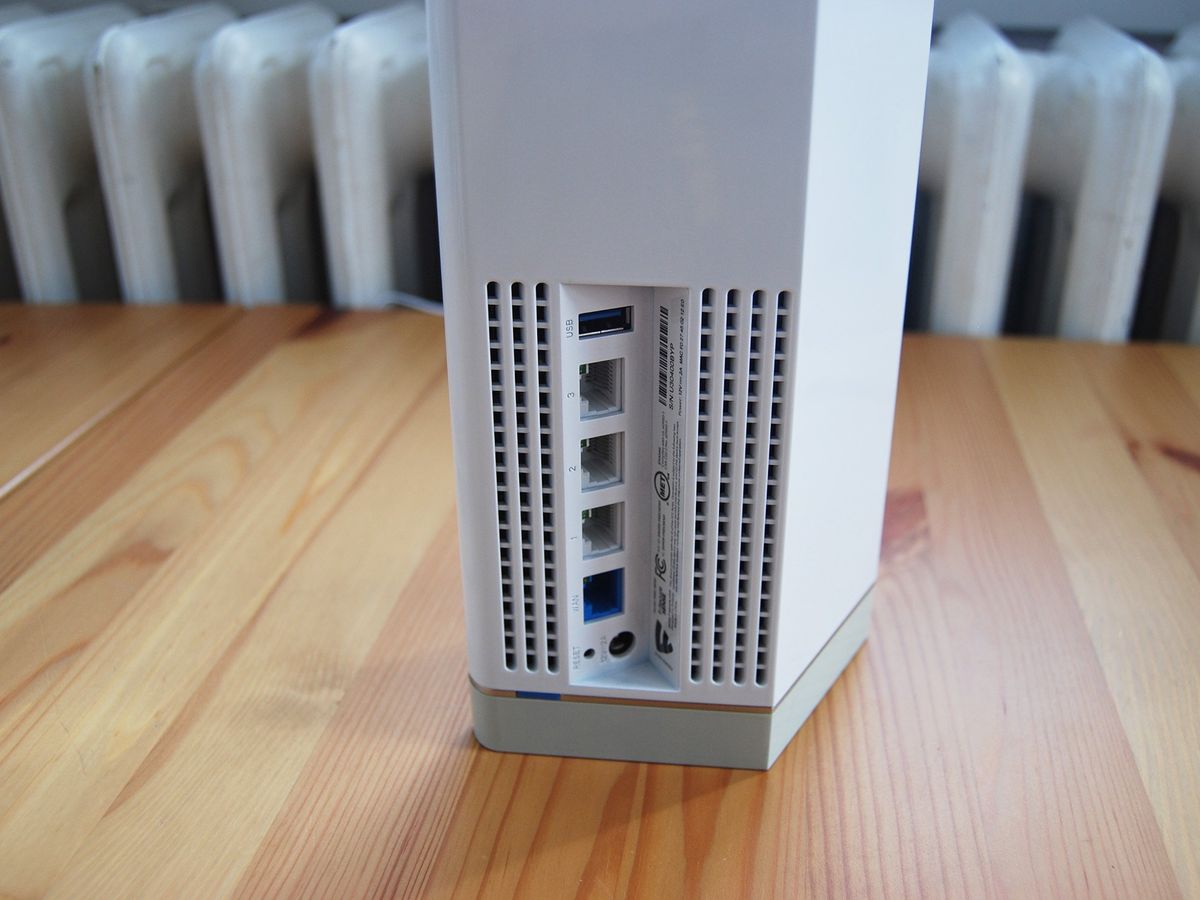 F-Secure SENSE router review: Great performance and robust security ...