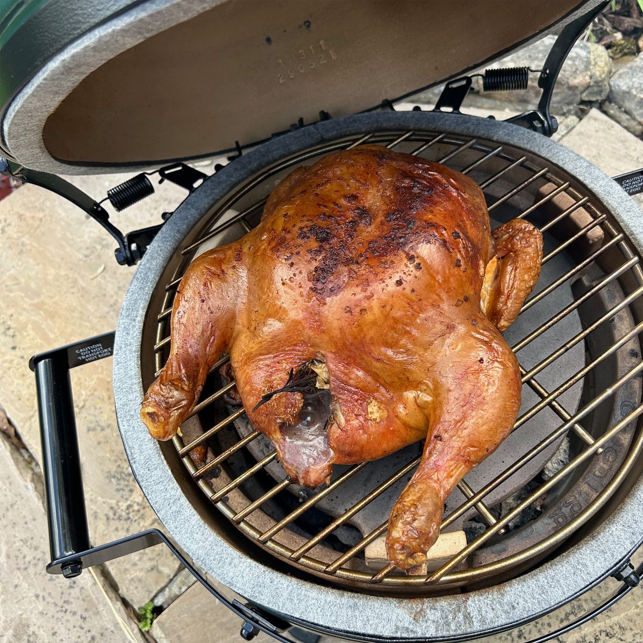 Big Green Egg vs Weber - which BBQ should you buy for this summer ...