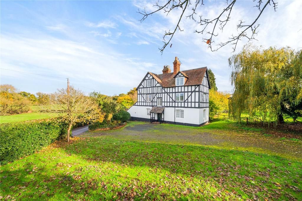 18 superb houses for sale, as seen in Country Life | Country Life