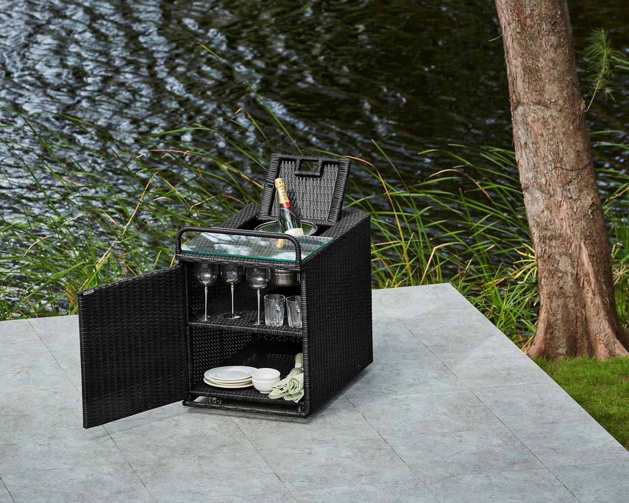 Outdoor bar ideas: 33 stylish ways to enjoy laid-back drinks alfresco ...