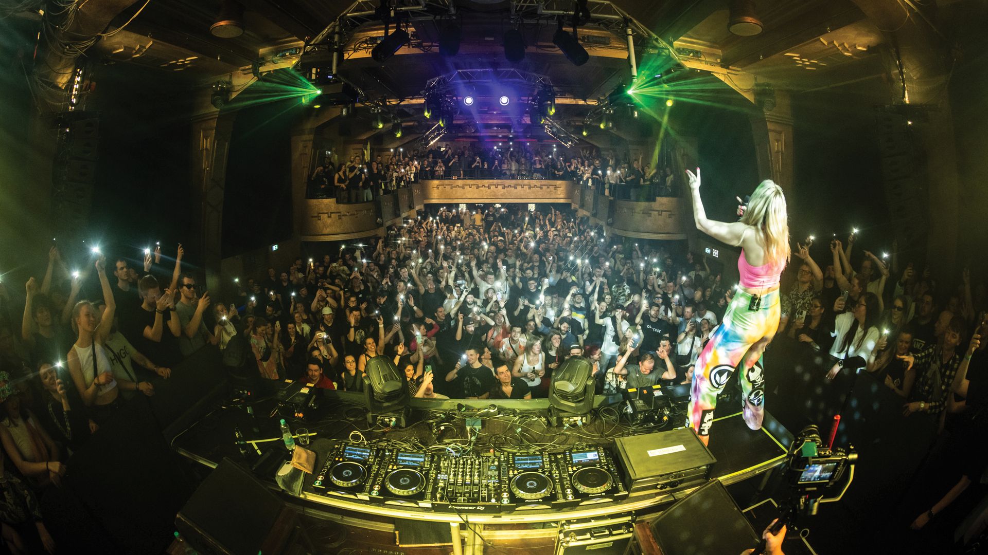 "I know that I’ve got to put on a show. I want it to feel like a ...