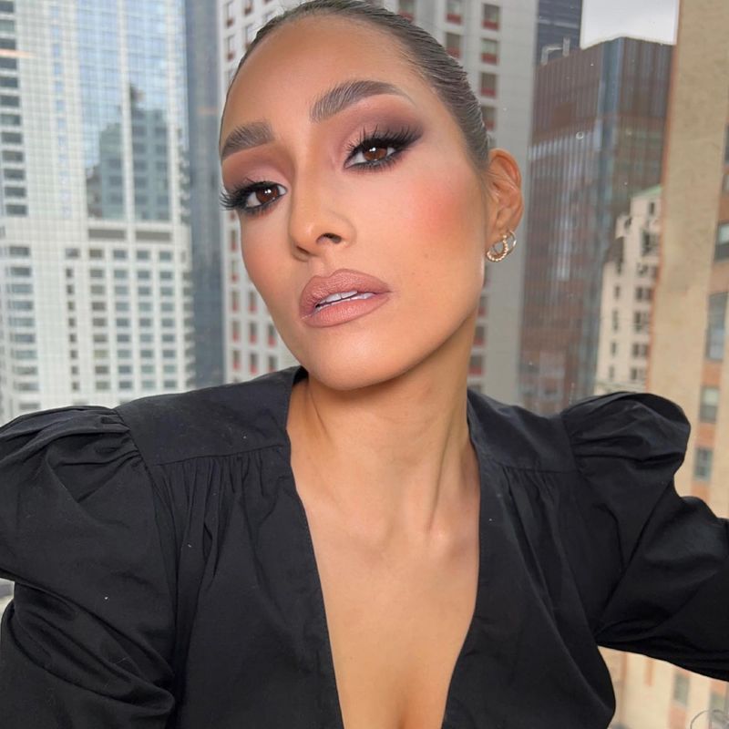 The Best Makeup Tips, Ideas and Products | Who What Wear