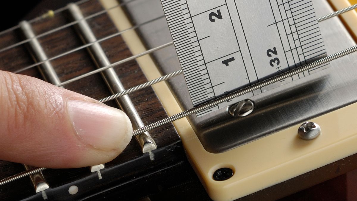 Electric Guitar Strings 101 | GuitarPlayer