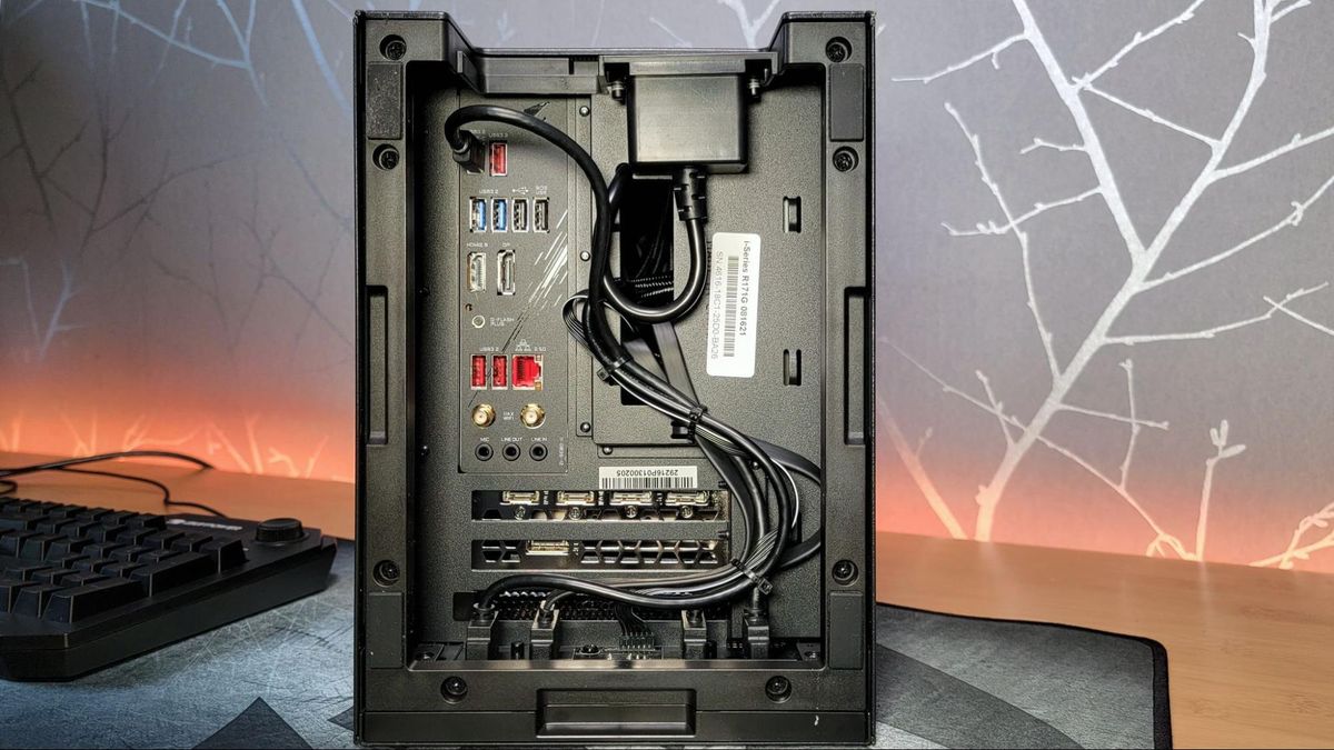 iBuypower Revolt 3 i7BG Review: Compact Power Tower | Tom's Hardware
