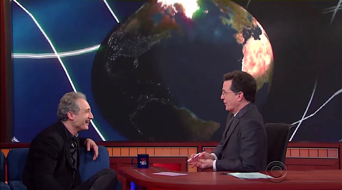 Physicist Brian Greene clearly, joyfully explains gravitational waves ...