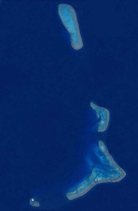 Photos: Notoriously Dangerous Ocean Reef Holds Shipwreck Secrets | Live ...