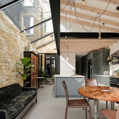 See how extending out and into the side return has transformed this ...