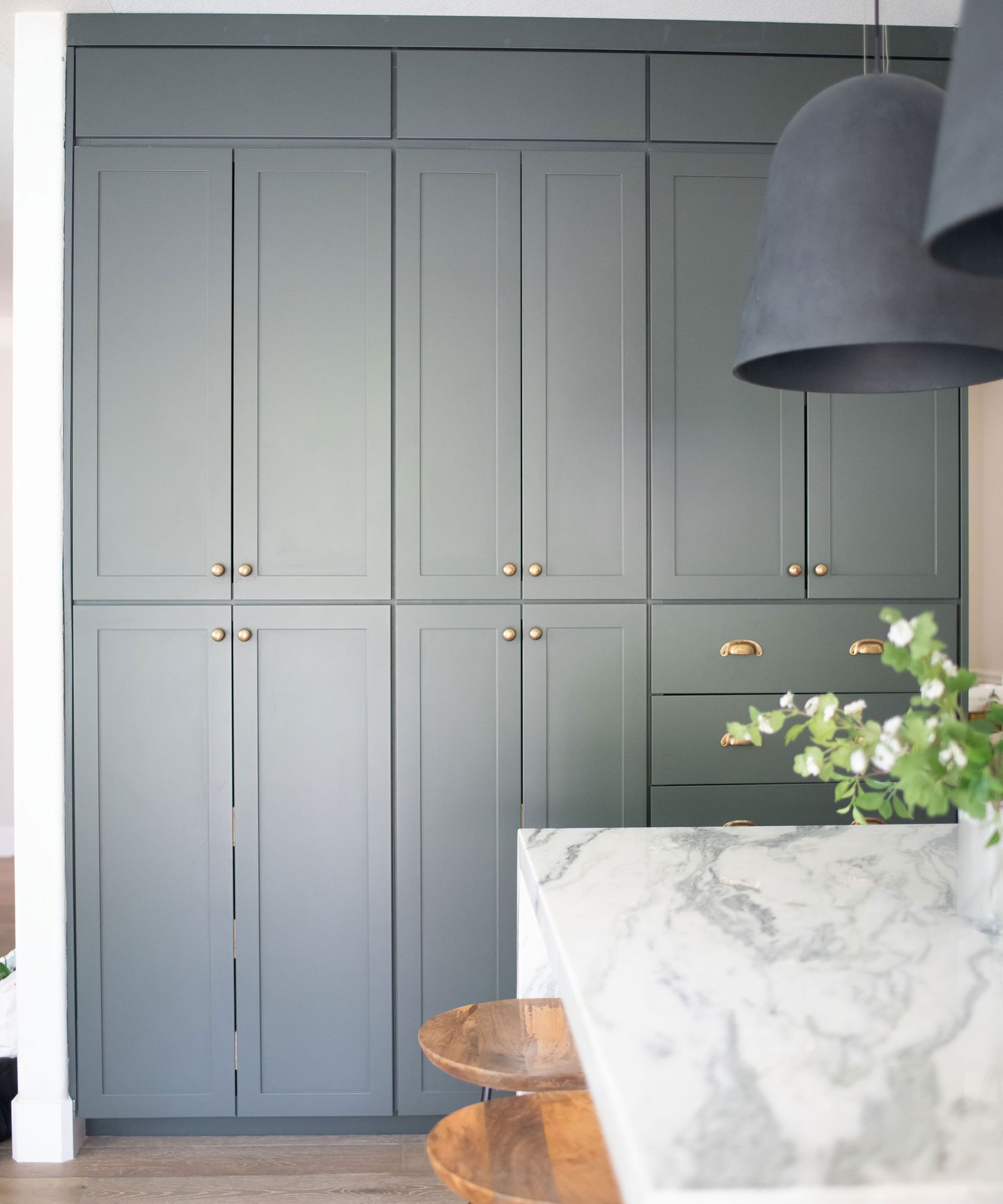 Which is the best kitchen cabinet material to choose? | Real Homes