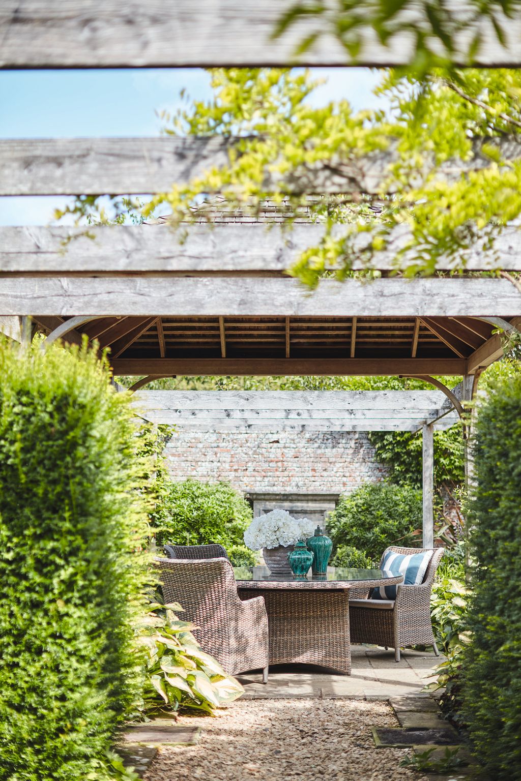 Pergola roof ideas: 10 looks for every style of garden | Homes and Gardens