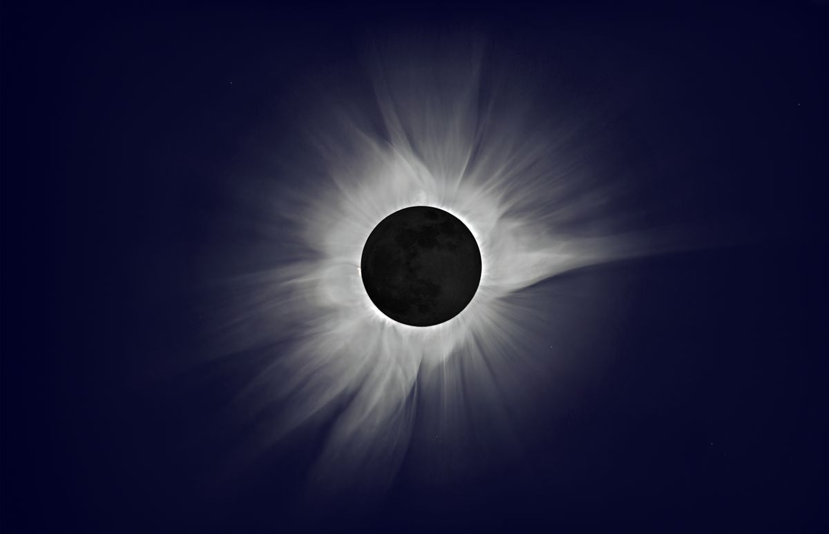 10 phenomena to see and photograph during a total solar eclipse | Space