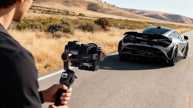 This new pro gimbal accommodates everything from mirrorless to compact ...