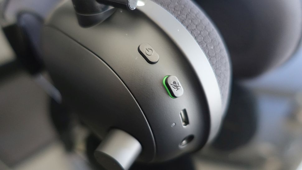 Razer Blackshark V2 Pro Review: Untethered Audio in a Quality Headset ...
